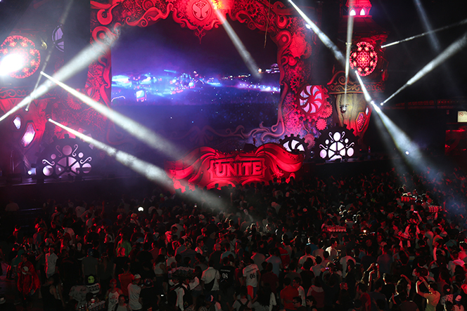 UNITE - The mirror to tomorrowland